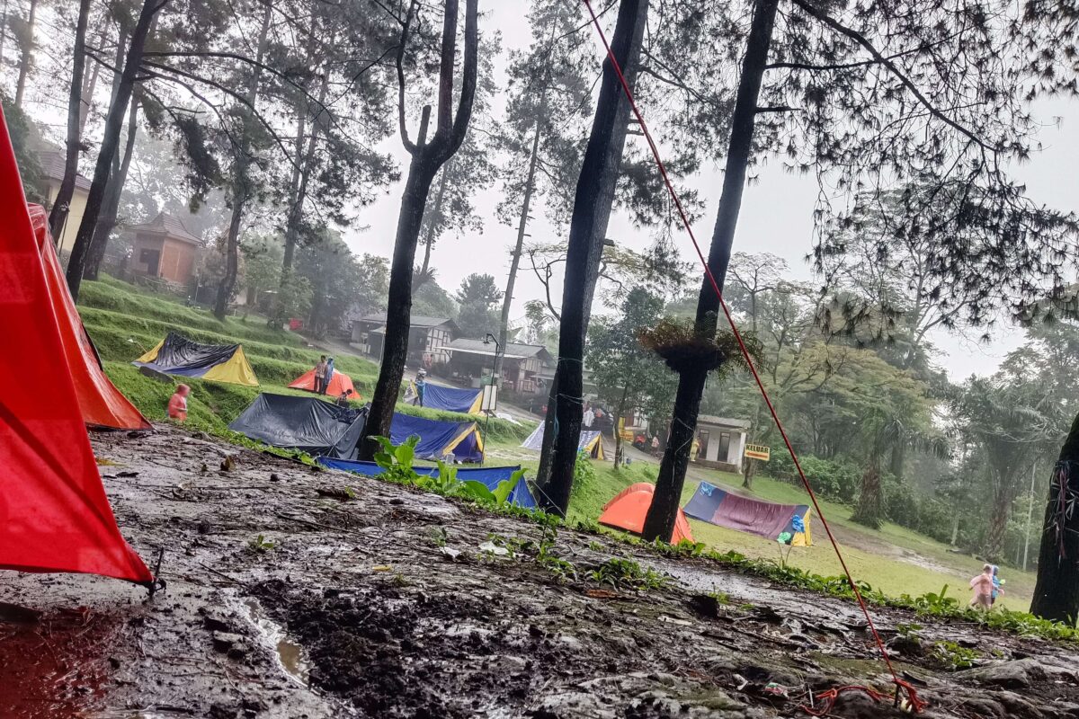 Grand Camping SMAK Karitas 3 Surabaya: Latihan Kepramukaan yang ...